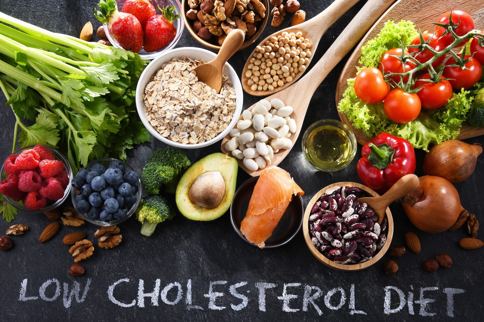 20 Foods to Lower Cholesterol: Heart-Healthy Eating Guide