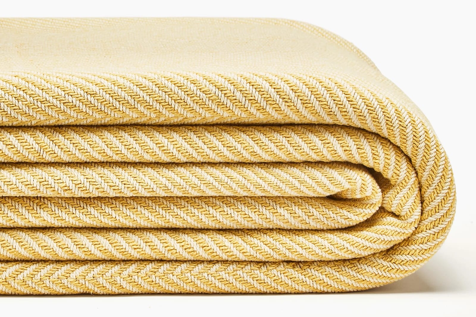 Heritage Blankets: Luxurious Comfort Made in USA (Maine)