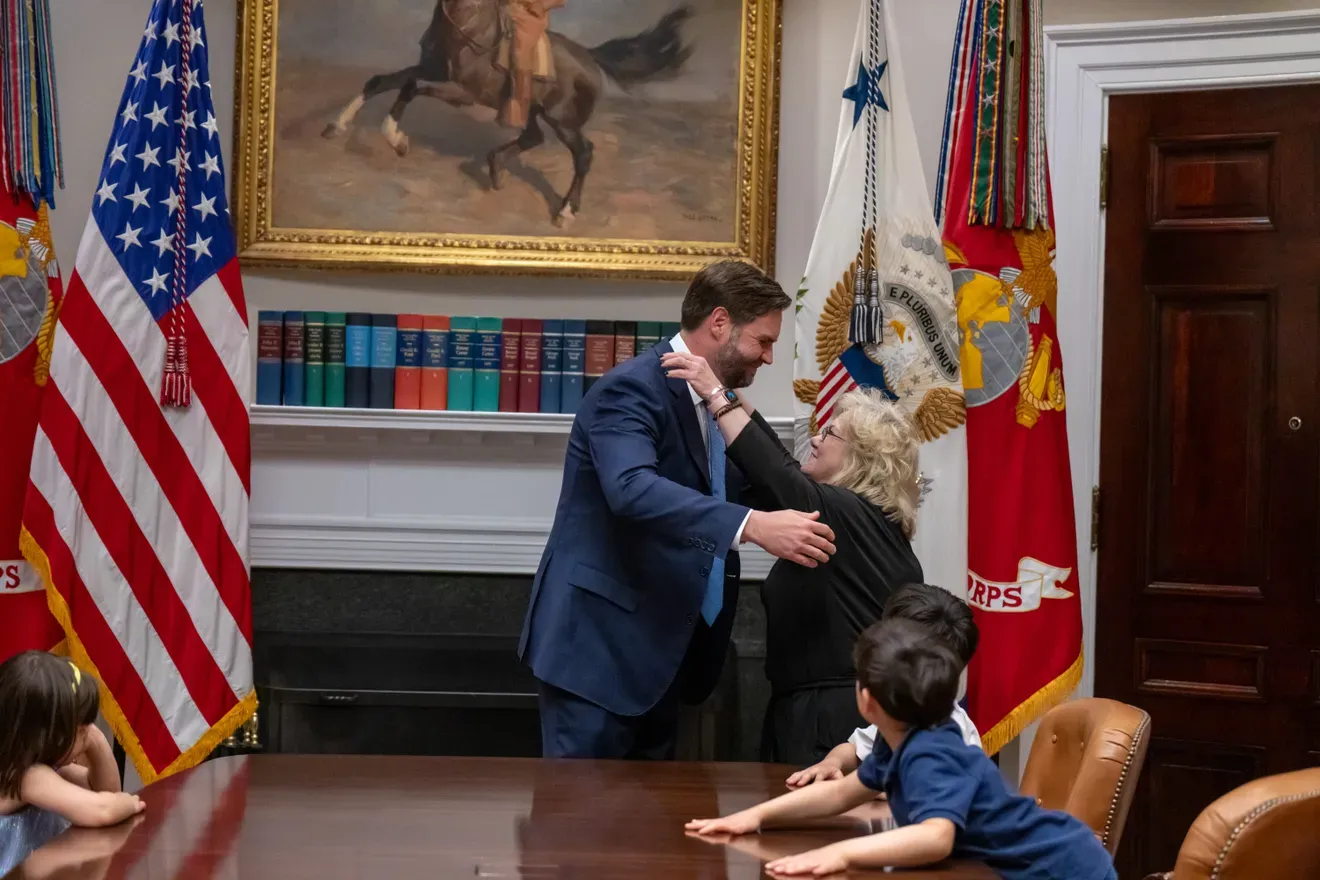 JD Vance Celebrates Mom’s 10-Year Sobriety Milestone at White House