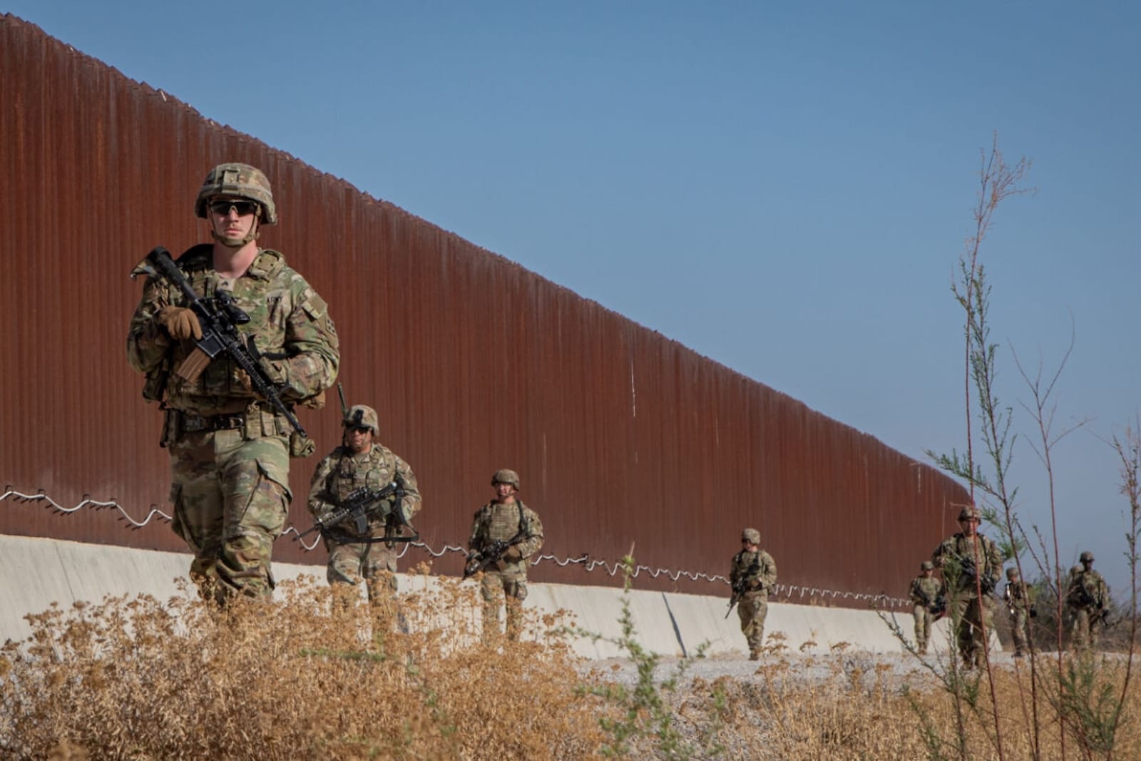 U.S. Troops Gain Power to Detain Illegal Immigrants at Militarized Borders