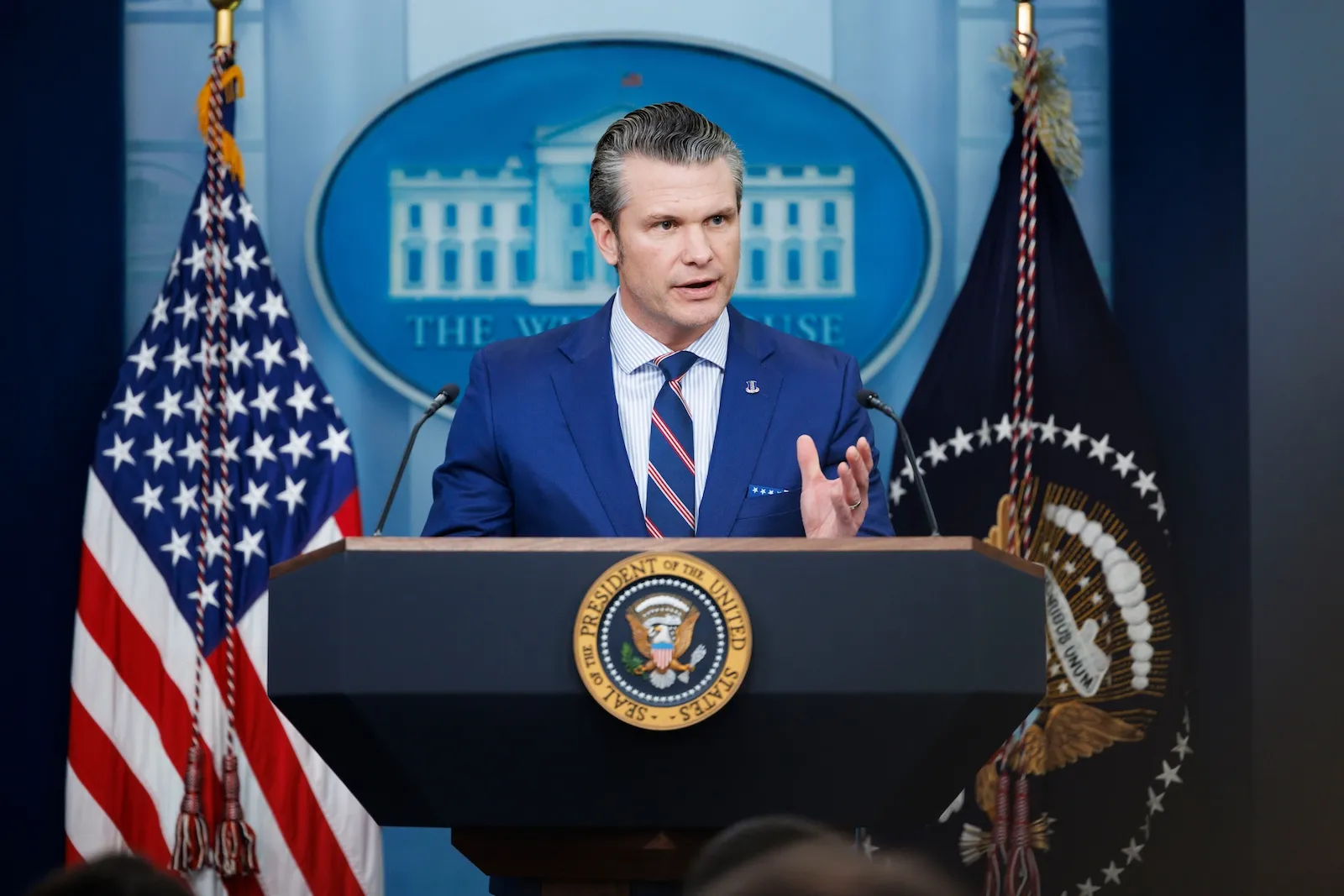 Hegseth Enforces Single Combat Standard for Men and Women